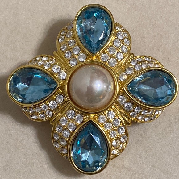 Nolan Miller | Jewelry | Vintage Nolan Miller Blue And Clear Crystal W ...